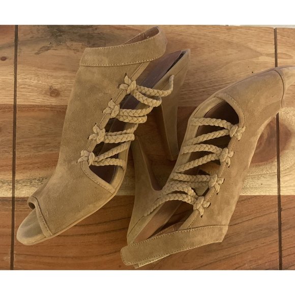 Jeffrey Campbell | Shoes | Jeffrey Campbell Womens Tan Suede Caged ...